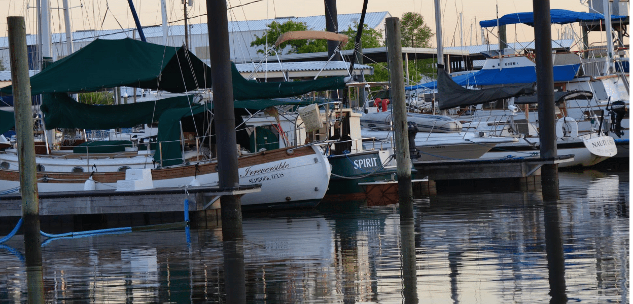 Docking Information - Seabrook Marina